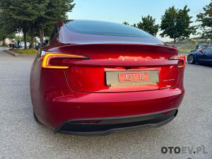 Tesla Model 3 (Highland) - OTOEV.PL